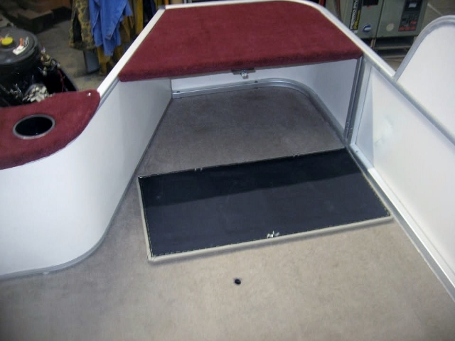 1998 FISHER FISH/LOUNGE PONTOON 20'